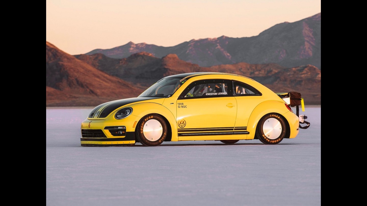 Fusca TSI preparado passa dos 320 km/h e se torna o mais rápido da história
