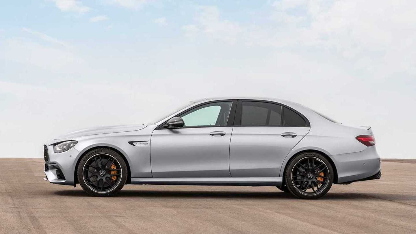 Karşılaştırma: 2020 BMW M5 vs Mercedes-AMG E63