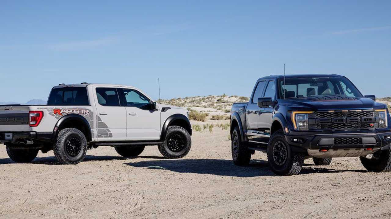 The New 2023 Ford F-150 Raptor R Puts A V8 Back In the Raptor For 700 ...