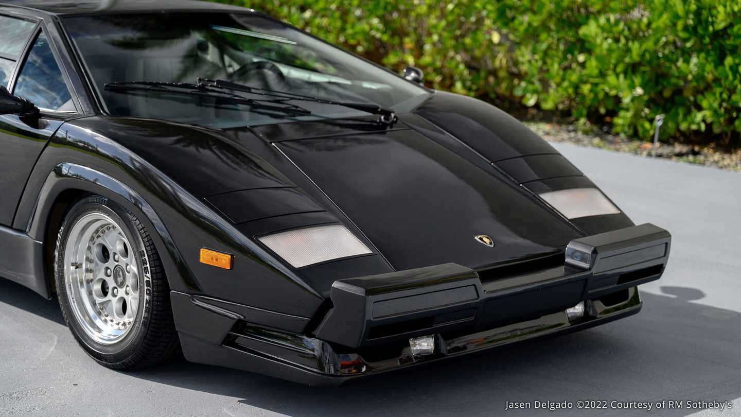 Dieser Lamborghini Countach ist ein 33 Jahre alter Neuwagen