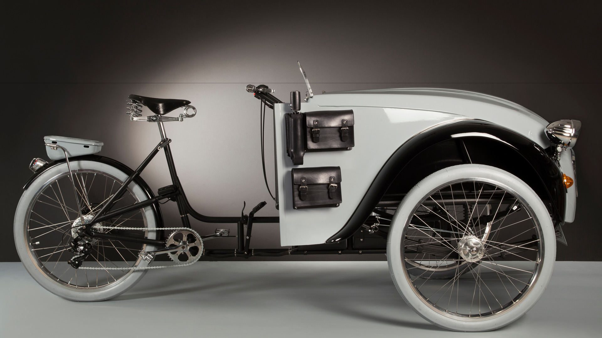 Voici la première Citroën 2 CV pour cyclistes