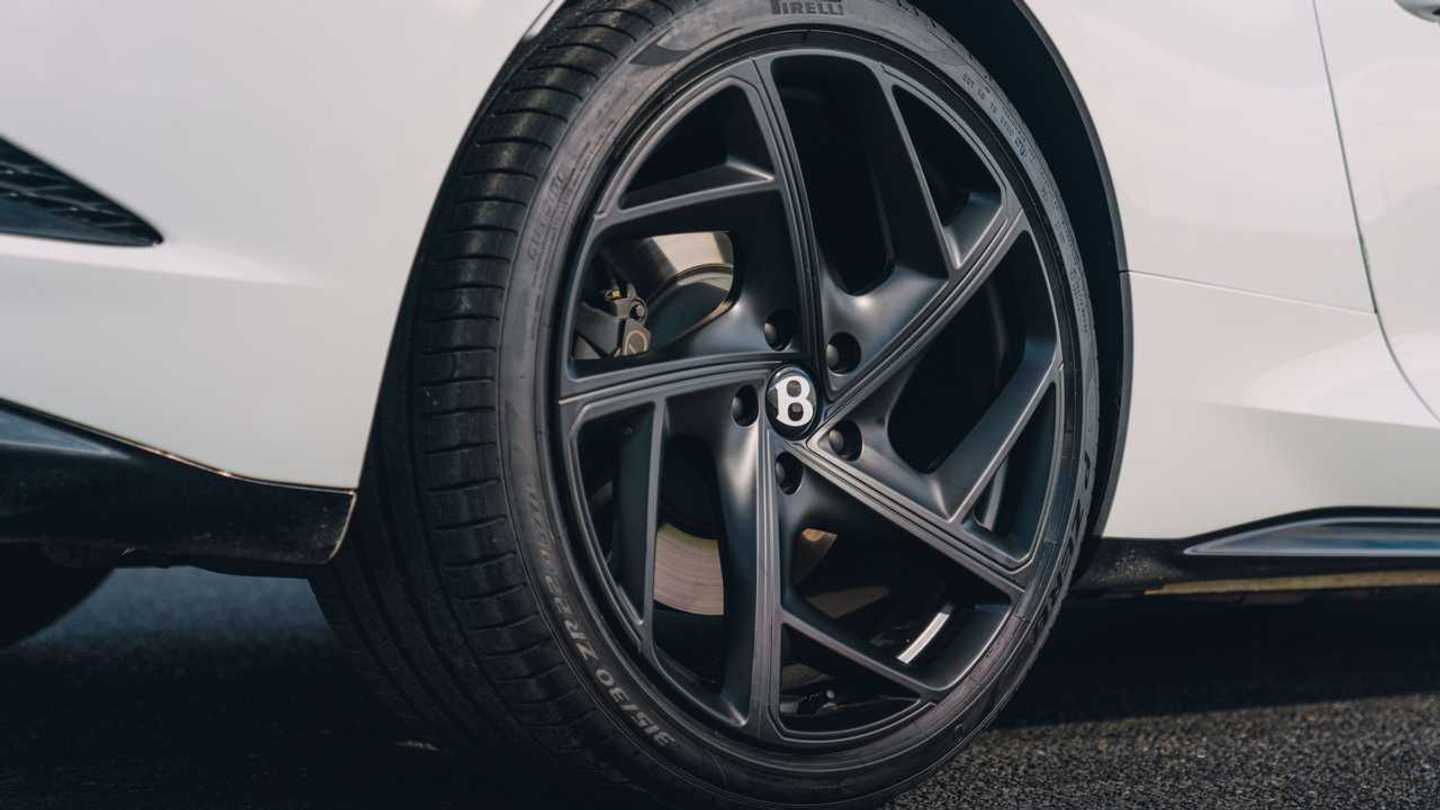 Bentley Bacalar, la prova della speedster più esclusiva