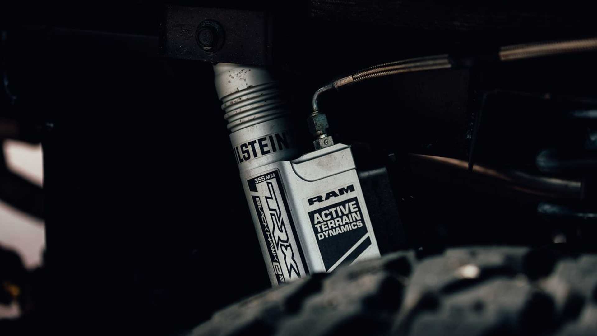 Warlord 6x6 é Ram 1500 TRX de seis rodas e 712 cv