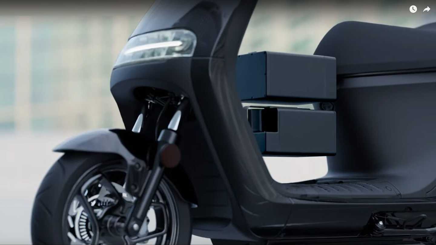 Segway Pulls The Covers Off The E 300 SE Electric Scooter