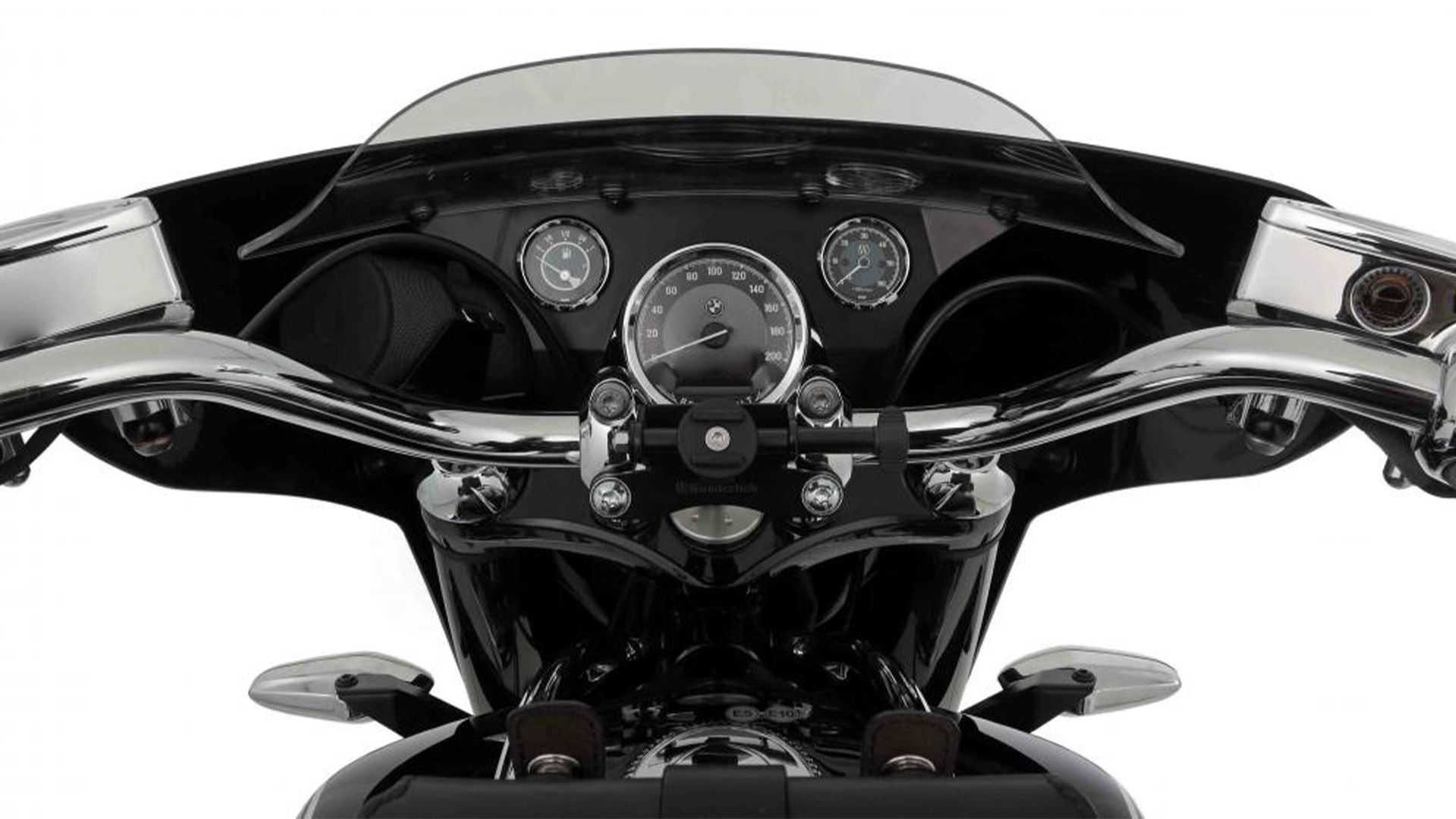 Wunderlich presenta un carenado Touring para la BMW R 18