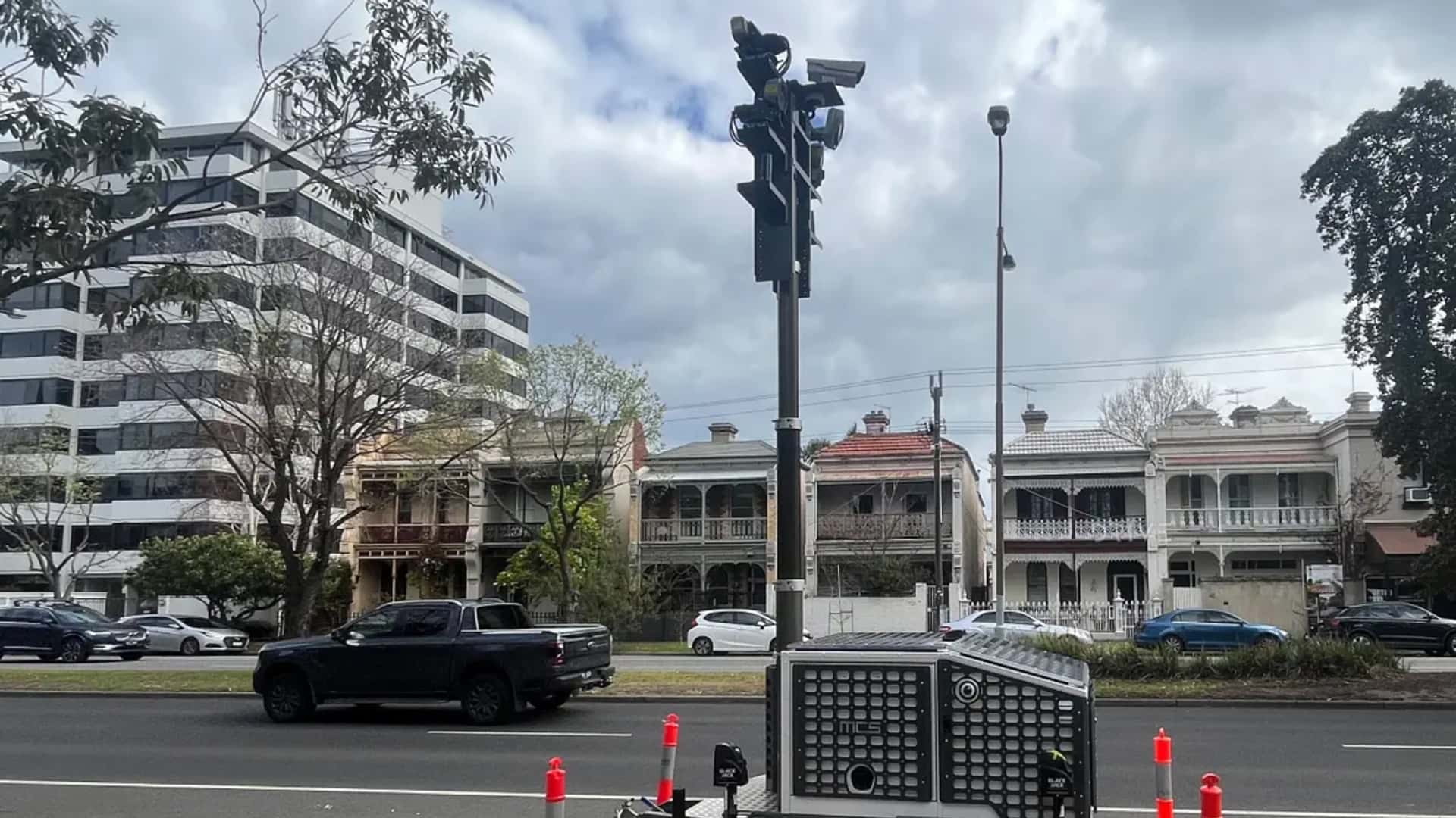 Foto: Il nuovo autovelox Verra Mobility | Motor1.com