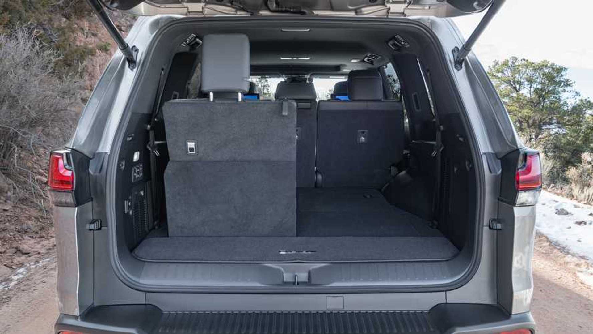 2022 Lexus Lx 600 First Drive Review Solo Story