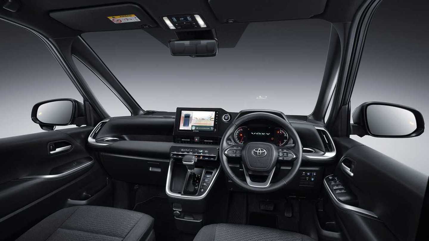 Toyota Voxy 2022 Semua Serba Baru dengan Platform TNGA