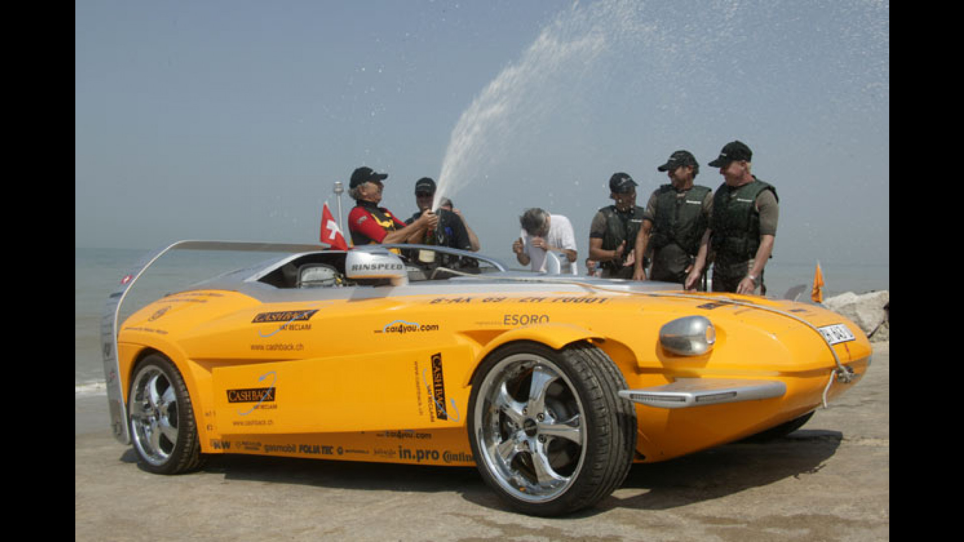 Rinspeed Splash: Hochsee-Auto mit Schwimmflügeln