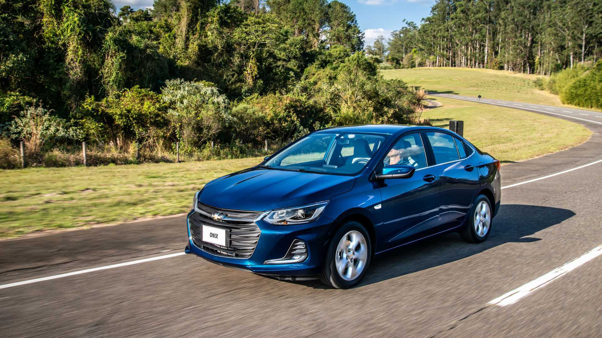 Chevrolet Onix Plus Premier fica mais caro; preço parte de R$ 74.090