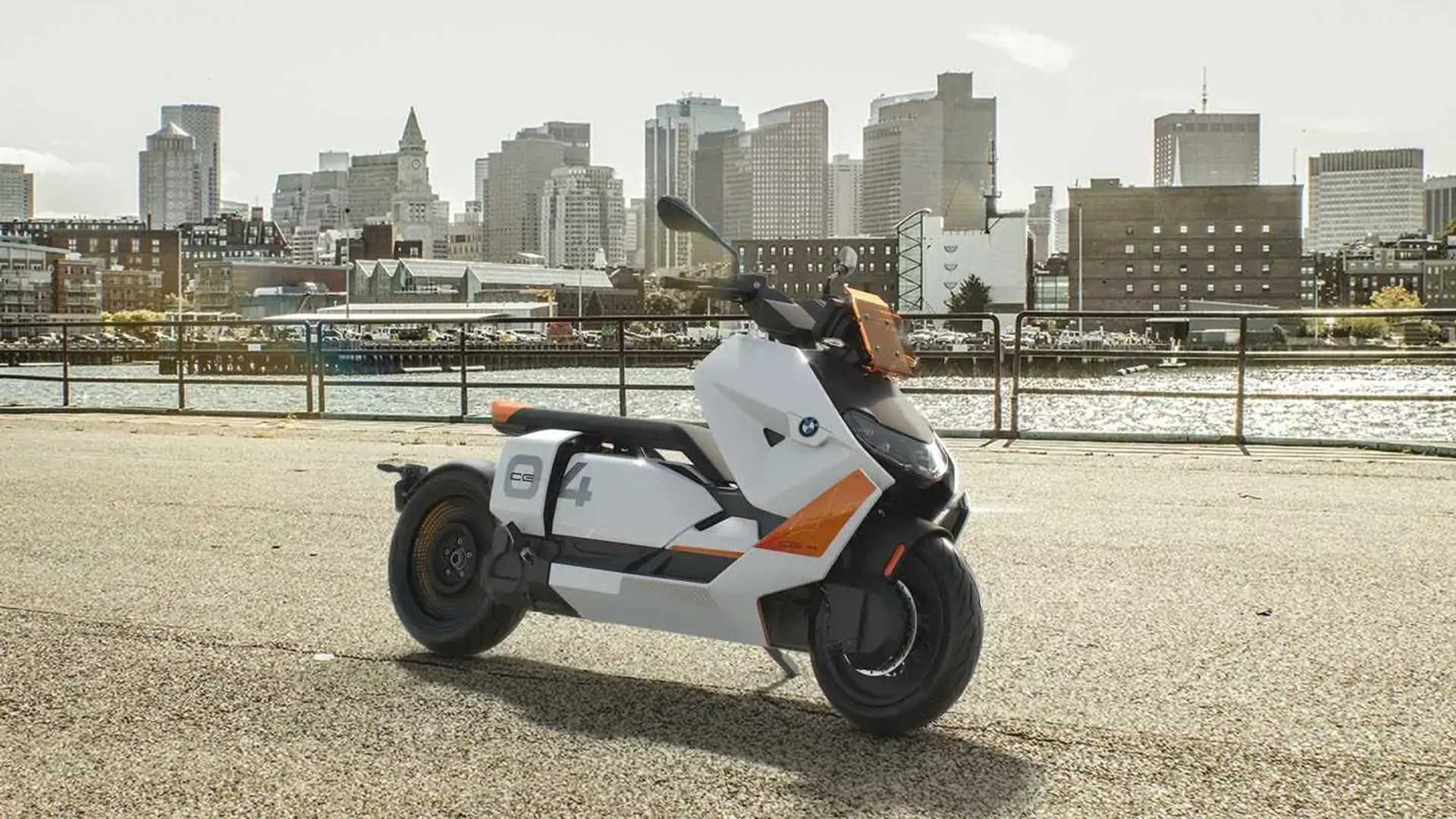 2022 BMW CE-04 Electric Scooter Makes Its Worldwide Debut