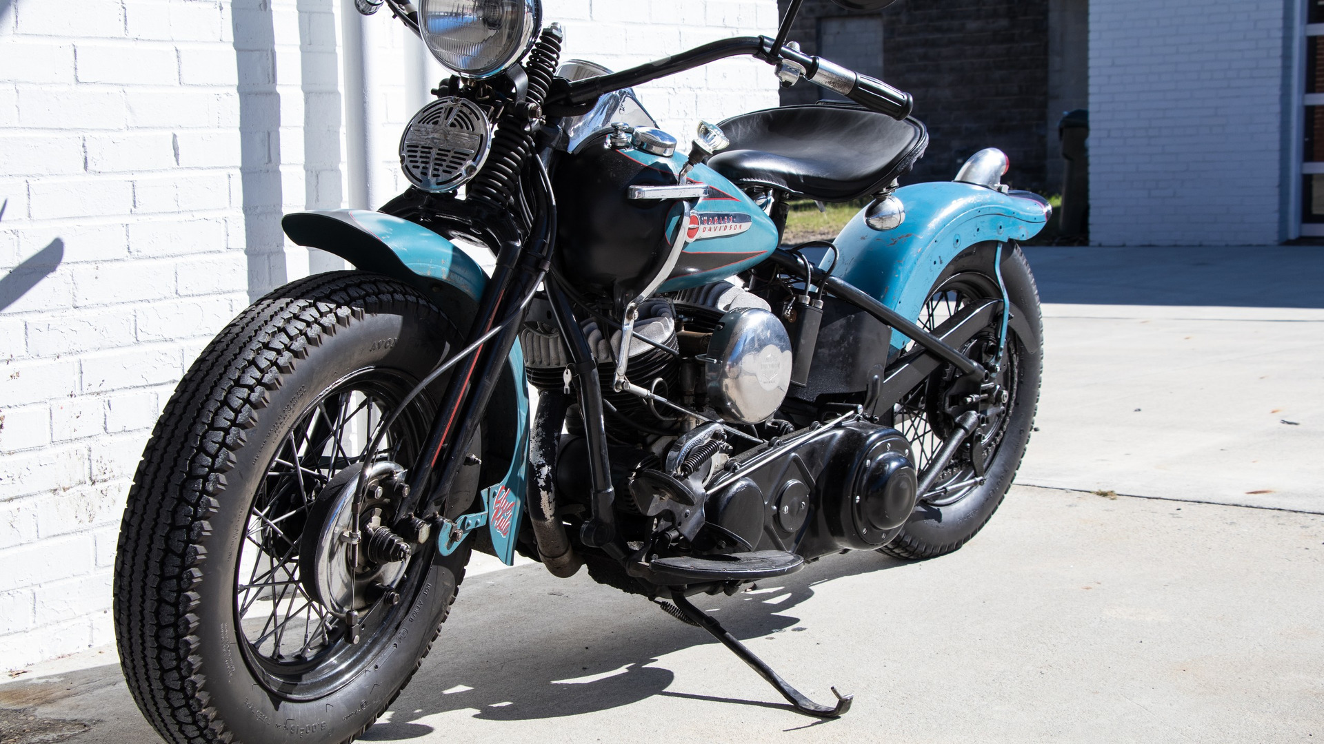 Vintage Review: 1947 Harley-Davidson UL Bobber