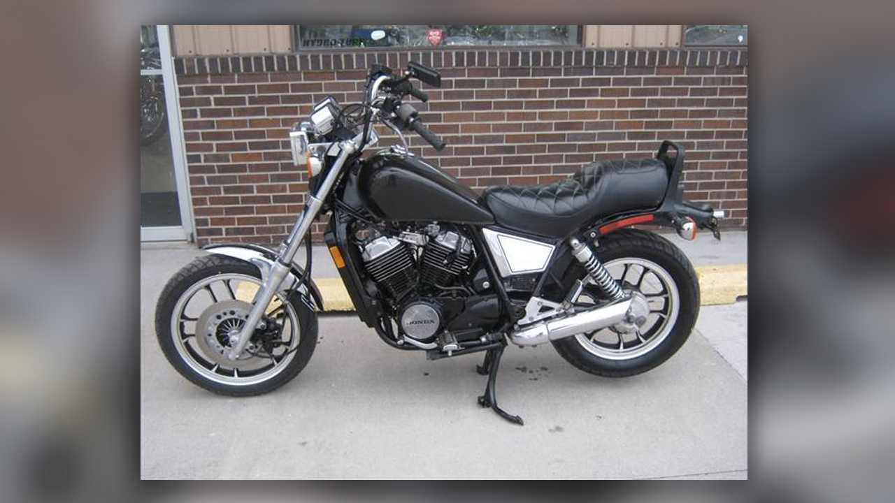 1983 Honda Shadow 500 Cafe Racer | Reviewmotors.co