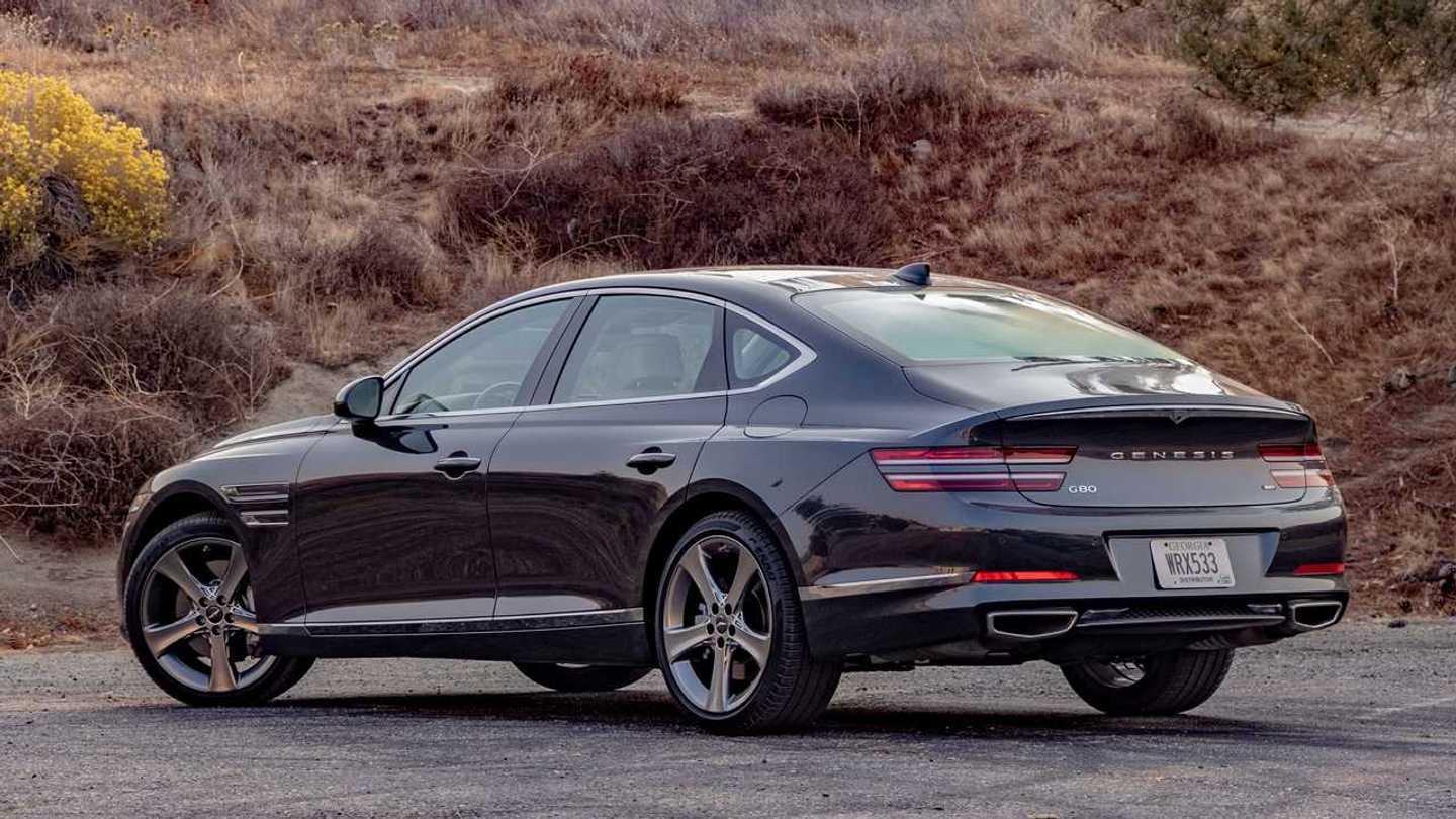 2021 Mercedes-Benz S-Class Wins Motor1 Star Award For Best Luxury Vehicle