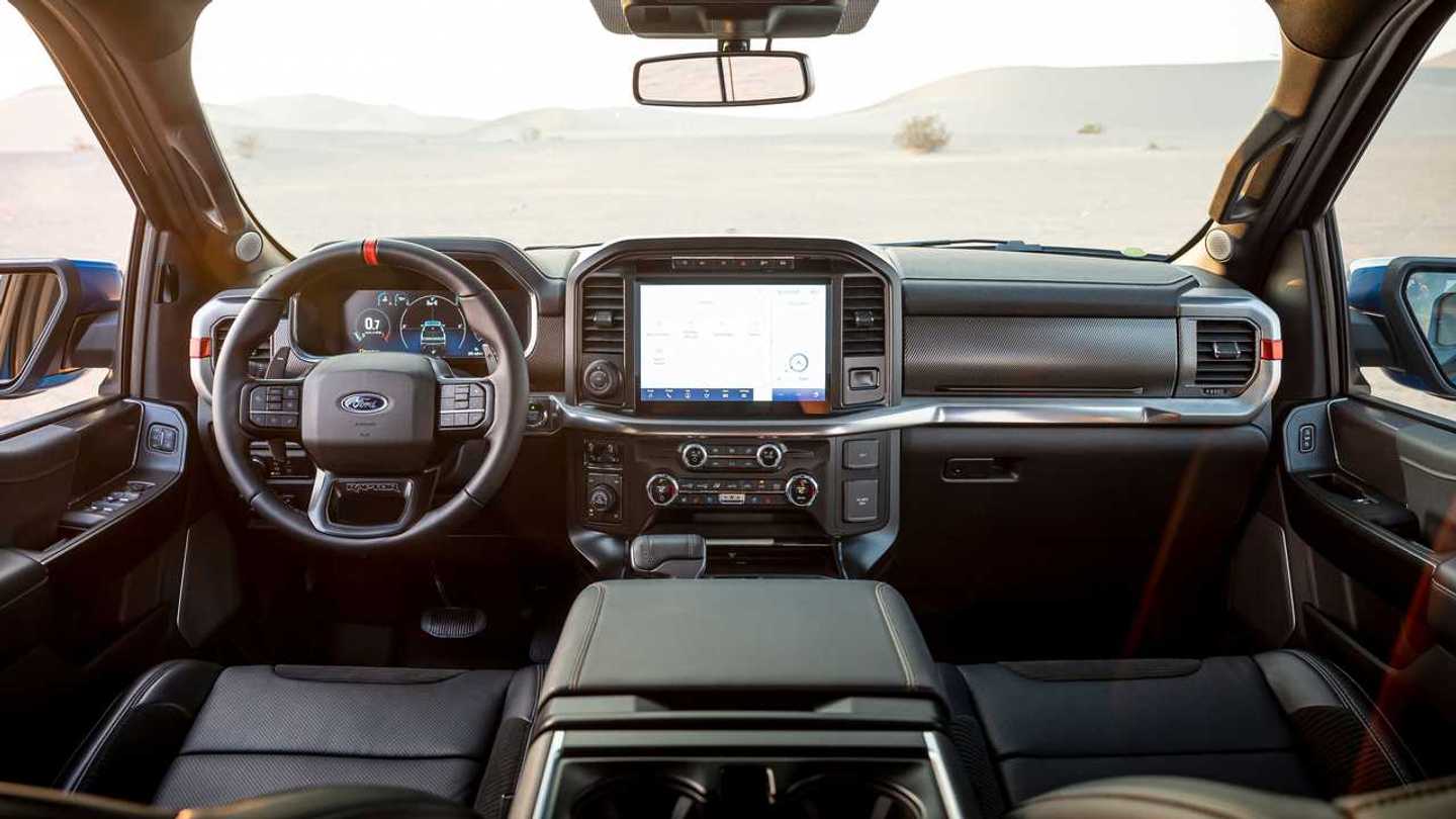 Já dirigimos Ford F-150 Raptor 2021: voando em primeira classe