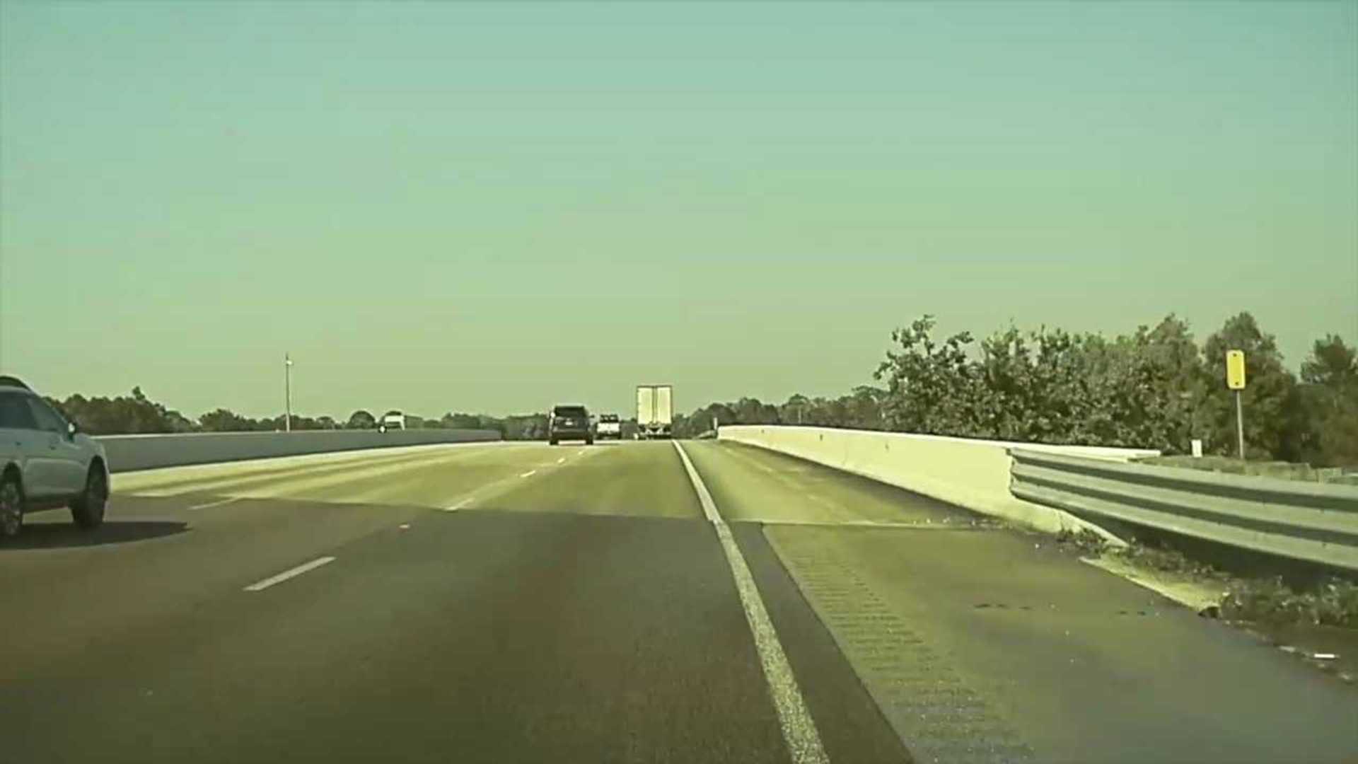 Left Lane Use: This TeslaCam Road Rage Video In Florida Will Bug You