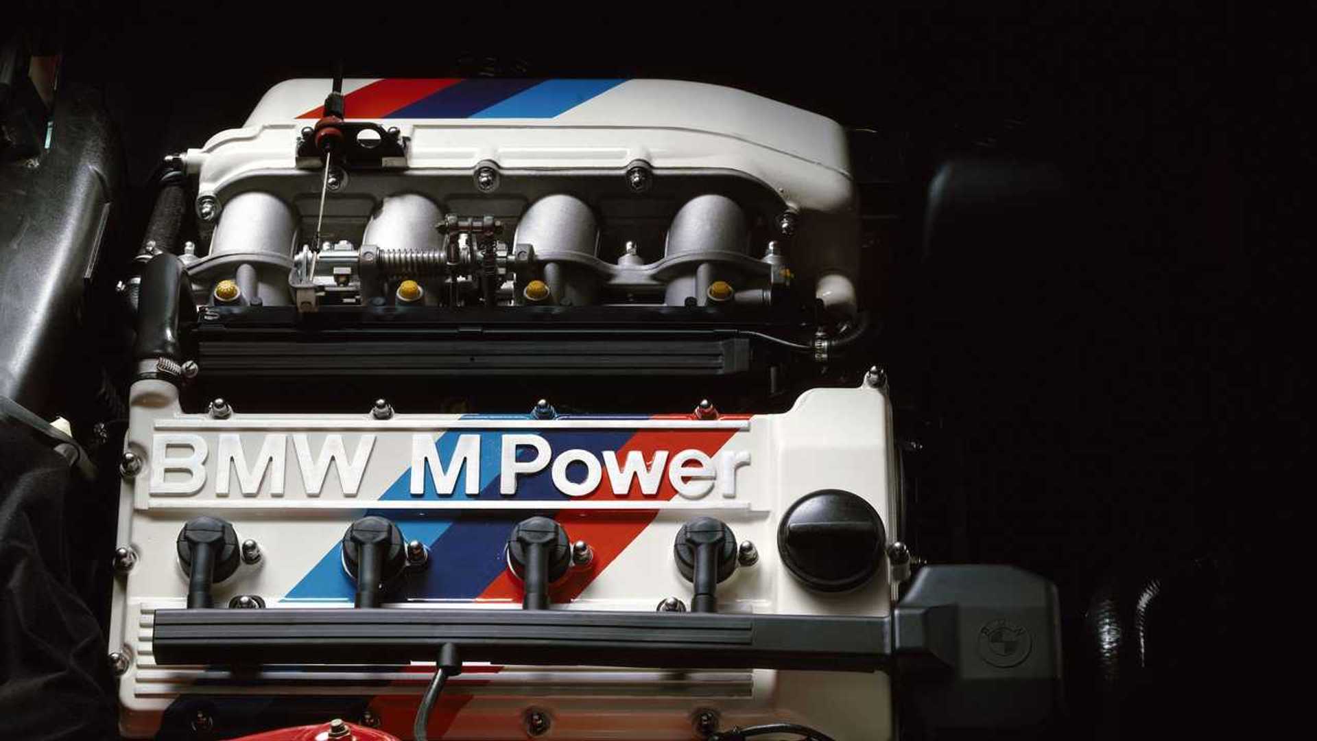 Zoom sur le S14, le quatre cylindres de la première BMW M3