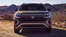 Volkswagen Atlas Peak Edition Has Off-Road Upgrades, Great Paint