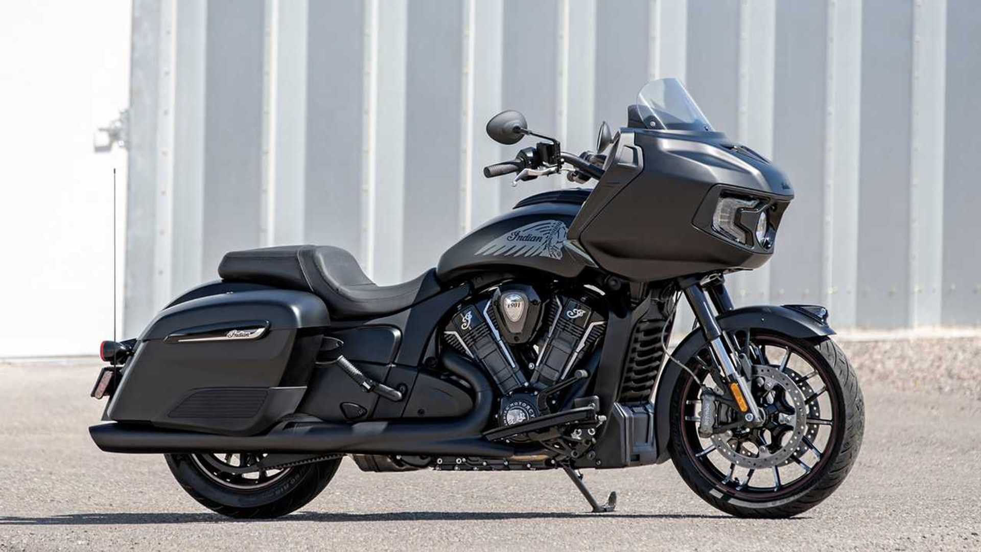 Spec Showdown: Indian Challenger Vs. Harley-Davidson Road Glide