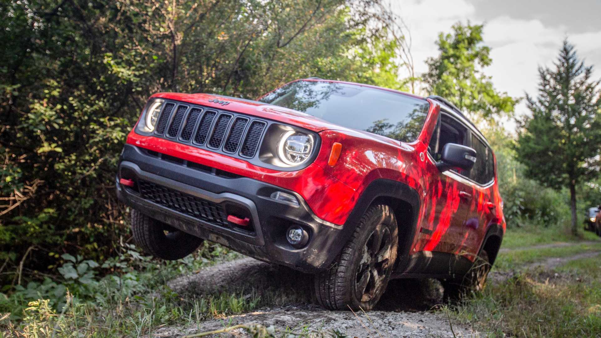 Jeep Trail Rated: o que há por trás do selo off-road de Renegade e Compass?