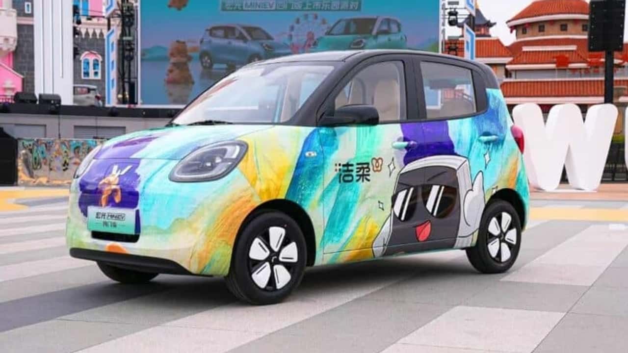 Ricordate la minicar elettrica cinese dei record? C’è la versione 2025