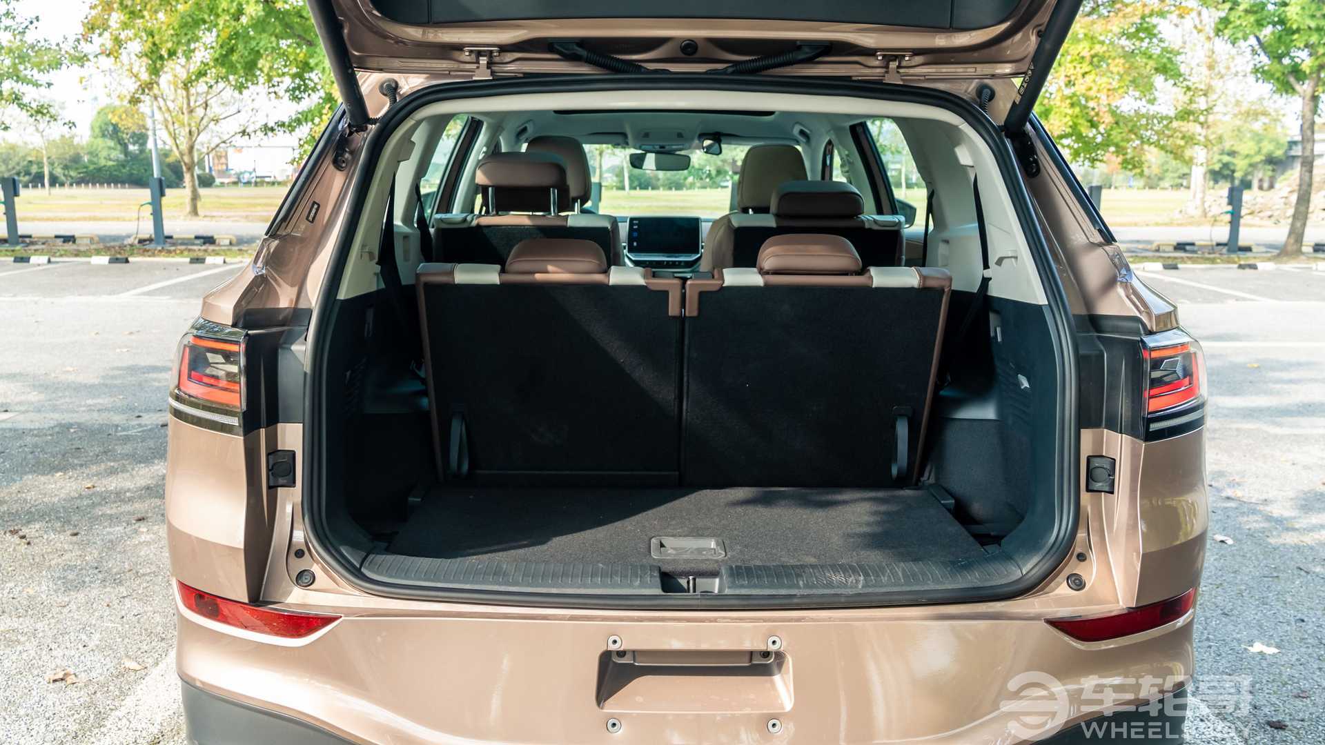 Volkswagen ID.6 2022: vídeo del SUV más grande de la familia