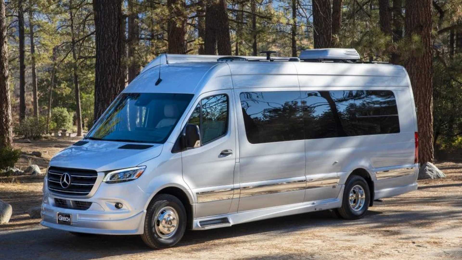 Date un lujo con la autocaravana premium Grech RV Strada