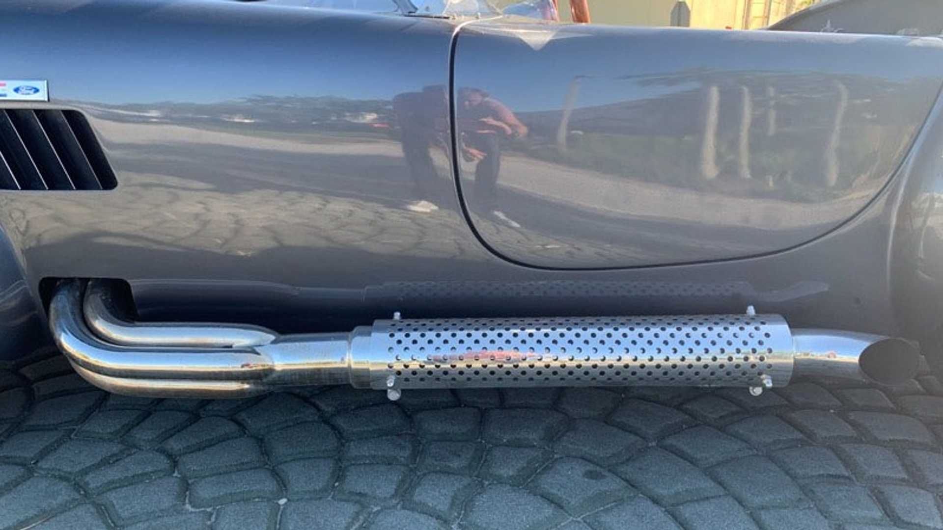 Steal The Show With This Custom 1965 Backdraft Racing Cobra | Motorious