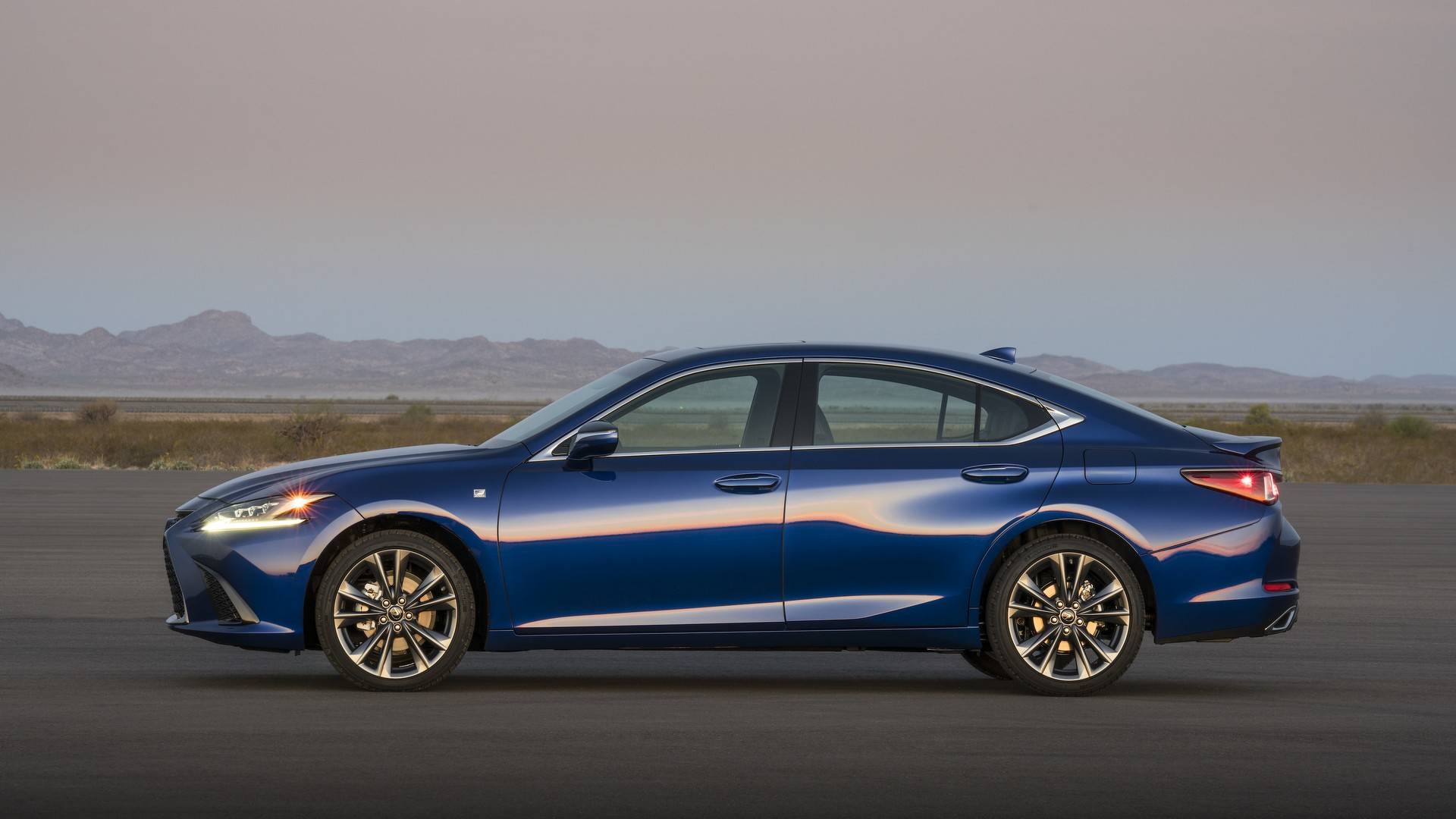 Primera prueba Lexus ES 300h 2019: lujo, espacio y 218 CV de potencia