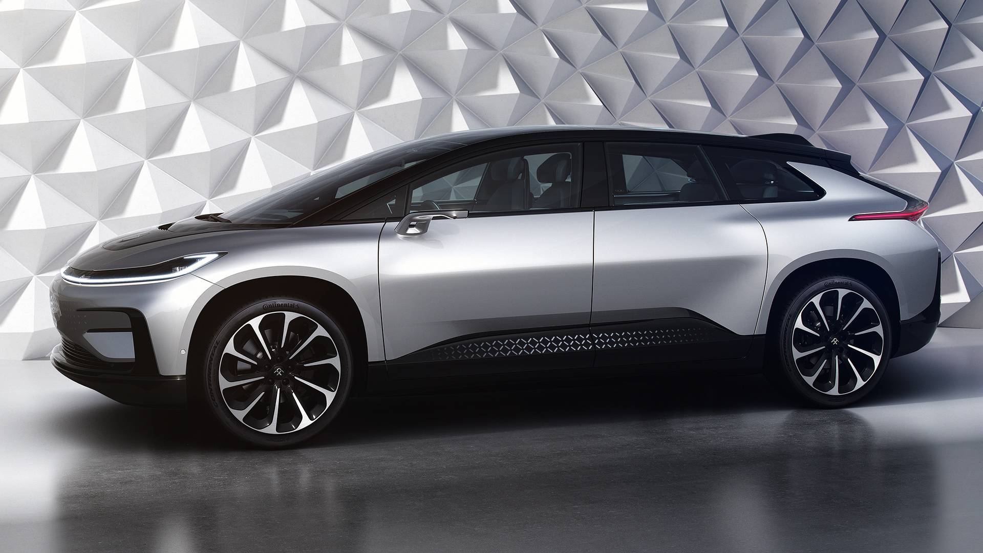 Faraday Future FF 91 - News, Foto, Video, Listino