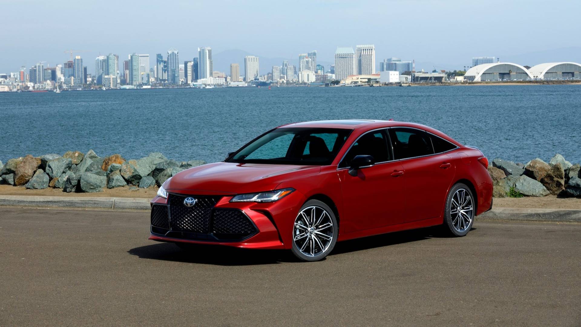 ¿Es el Avalon el Toyota más bonito que has visto jamás?