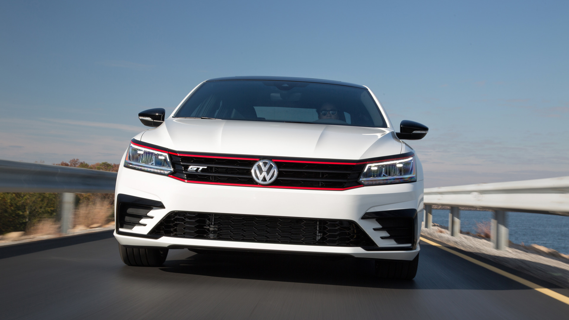 Los Angeles 2016 - Surprise, voici la VW Passat GT