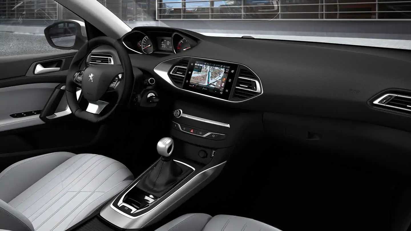 Der neue Peugeot 308 und sein Vorgänger im Vergleich