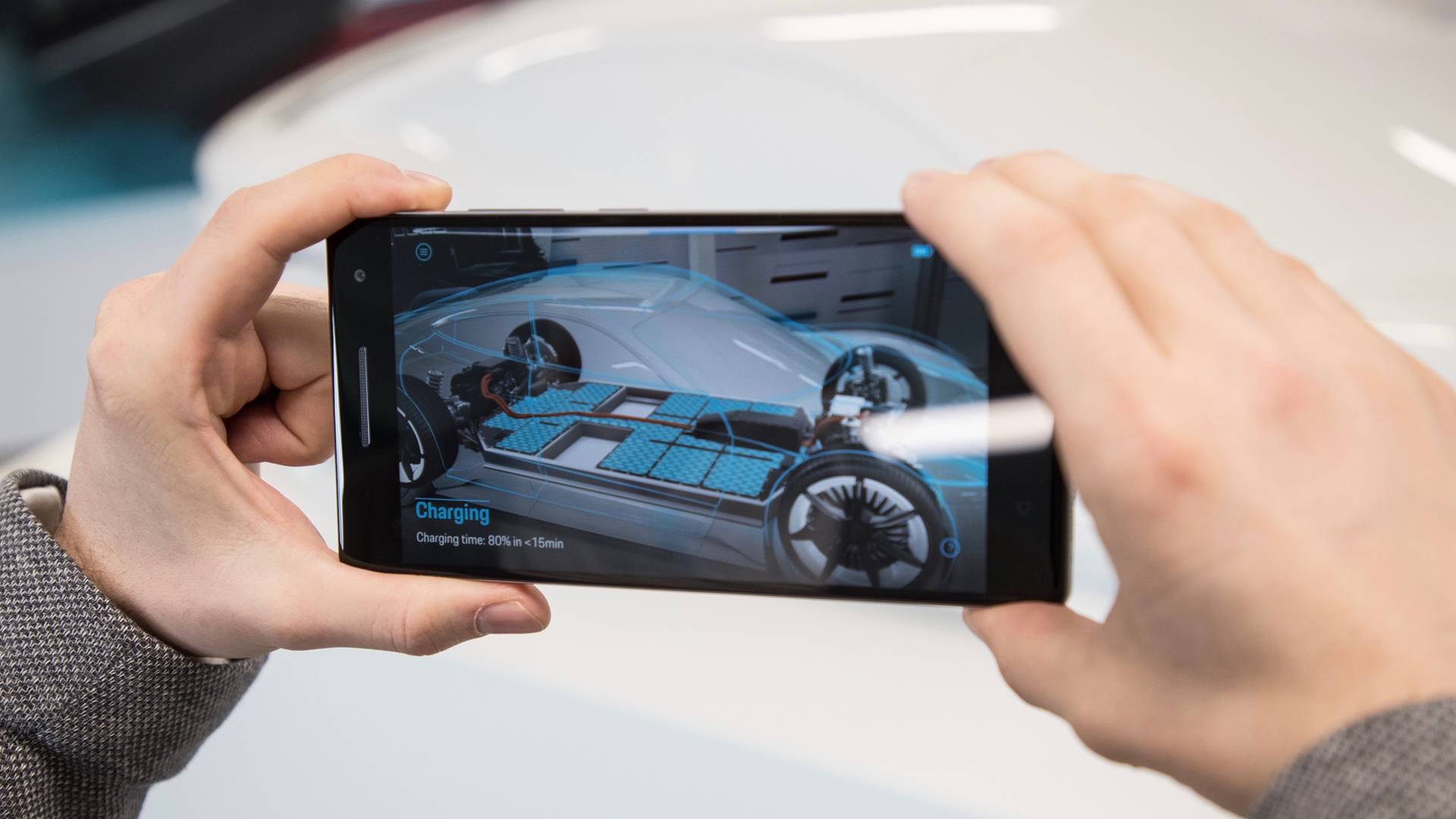 Porsche virtual reality gives fans a glimpse of Mission E tech