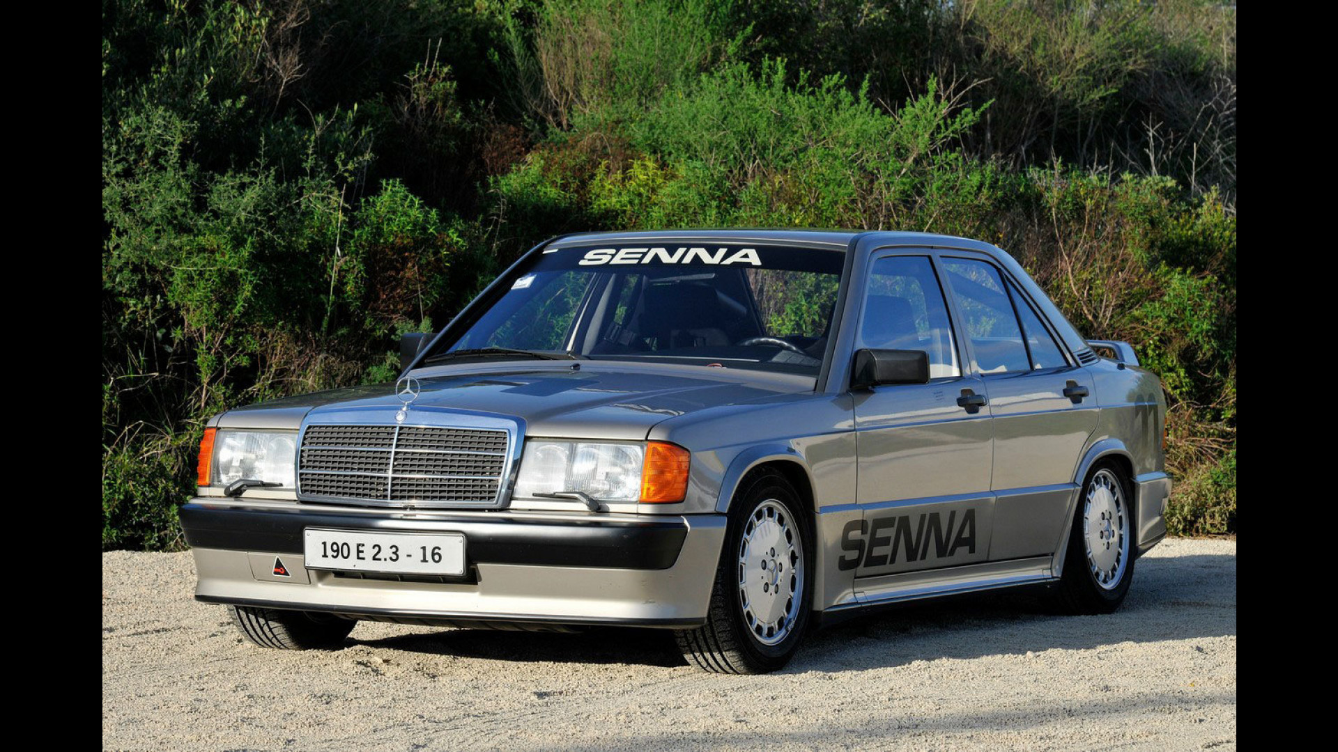 Mercedes 190, la baby Benz