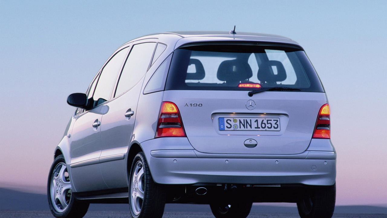 Relembre os 20 anos do Mercedes-Benz Classe A, o primeiro brasileiro