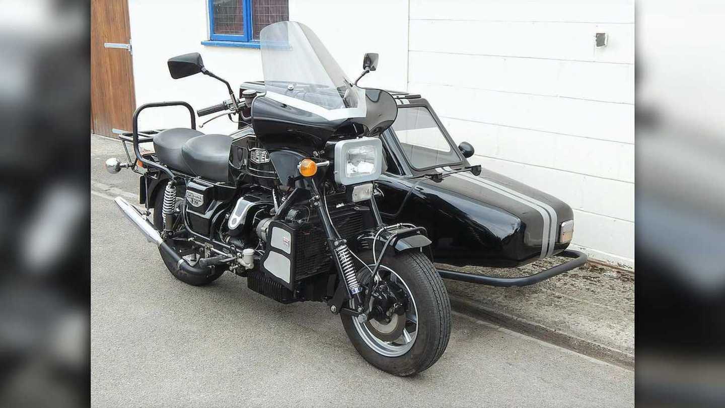 Cycleweird: Austin Mini-Powered Austel Motorcycles