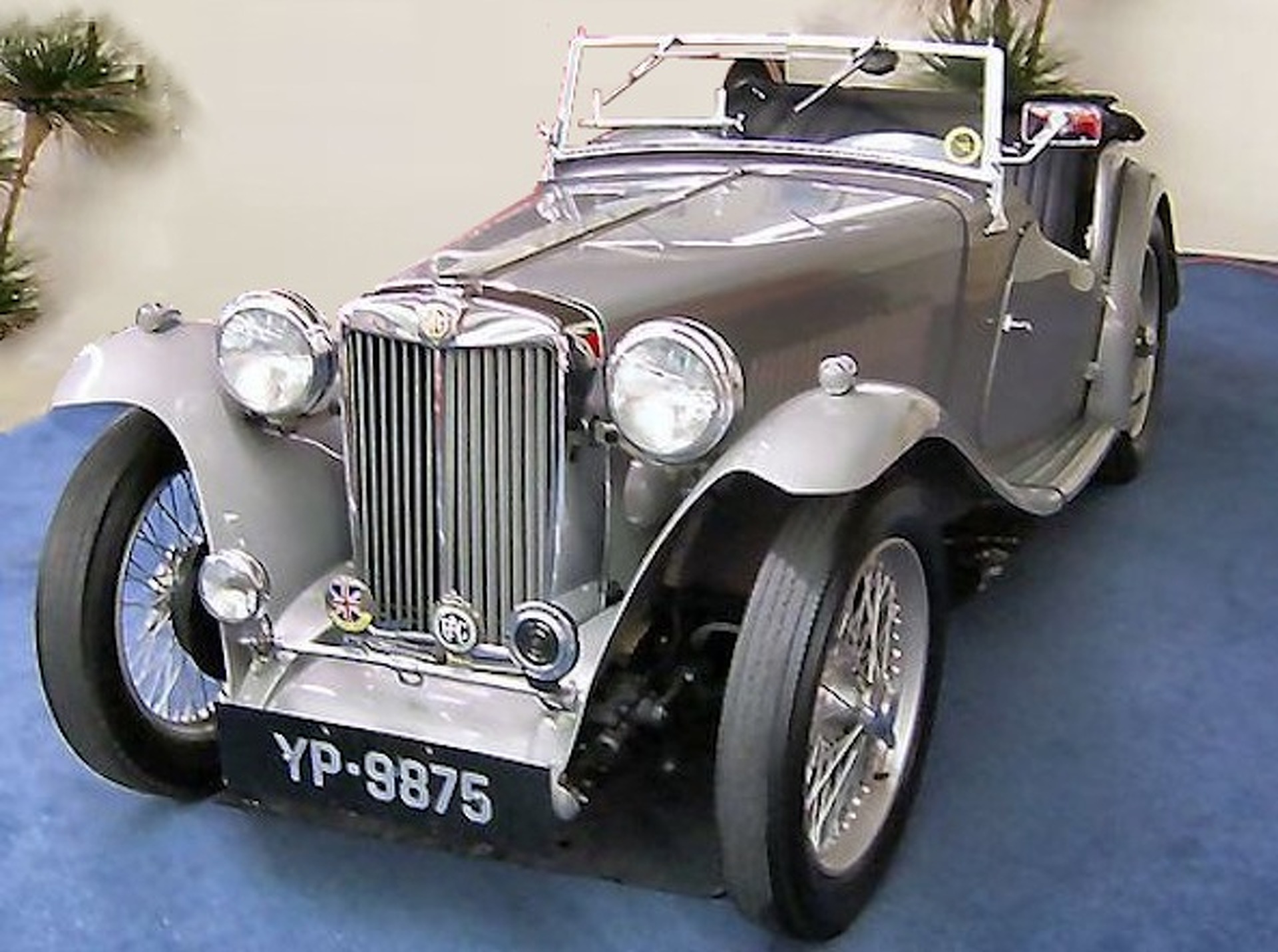 10 Classic British Cars Every Restorer Dreams About 10 Classic British Cars Every Restorer Dreams About
