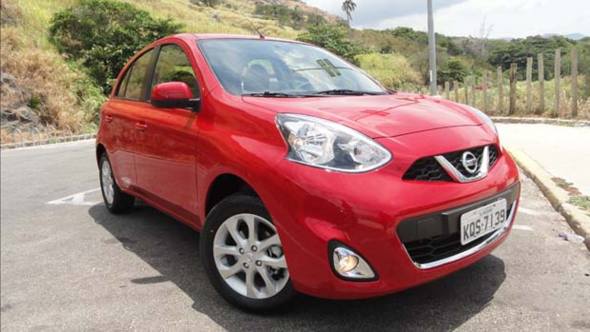 Volta Rápida: Nissan March fica mais agradável e econômico com três ...