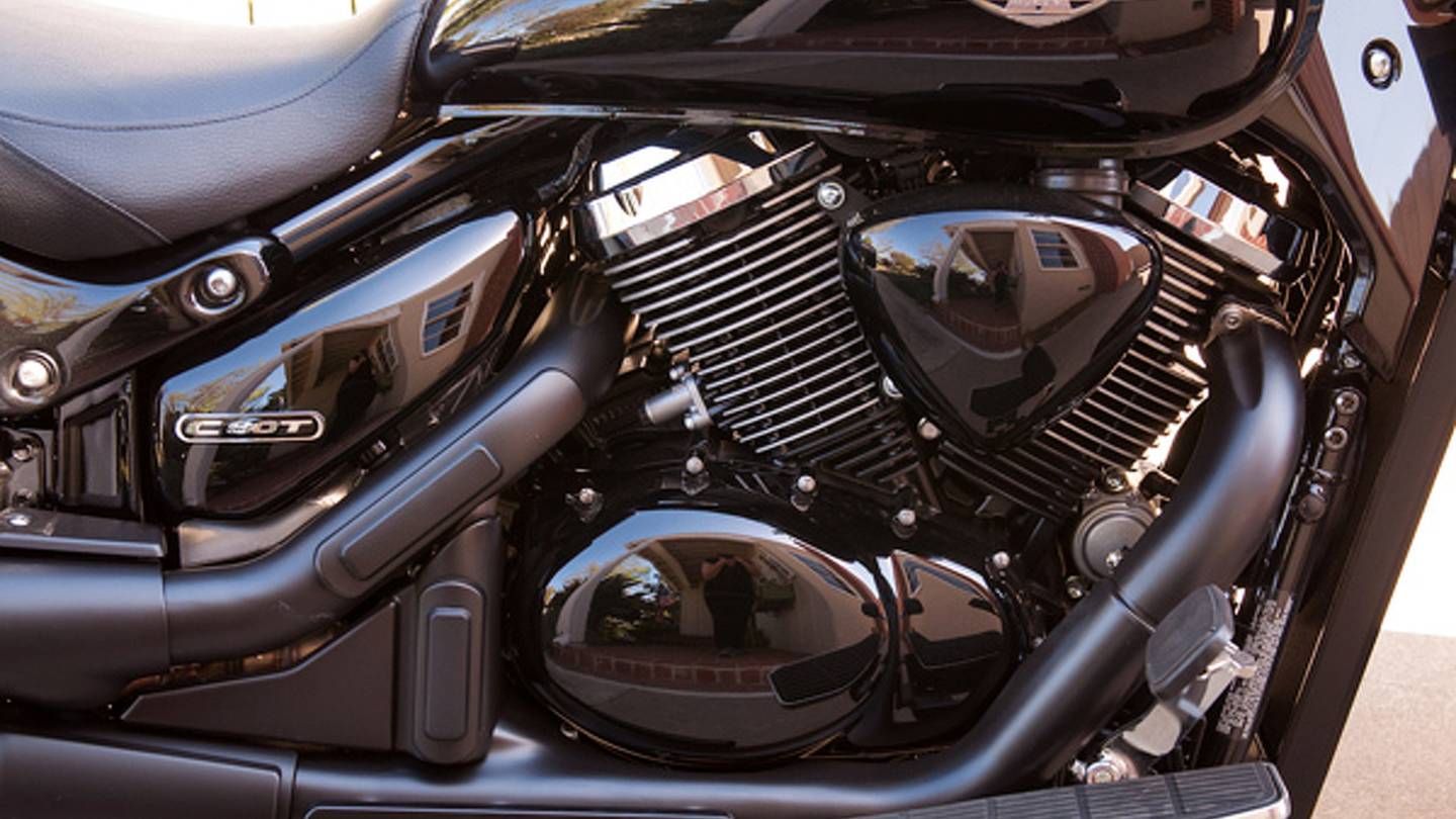 Review: 2013 Suzuki Boulevard C90T B.O.S.S.