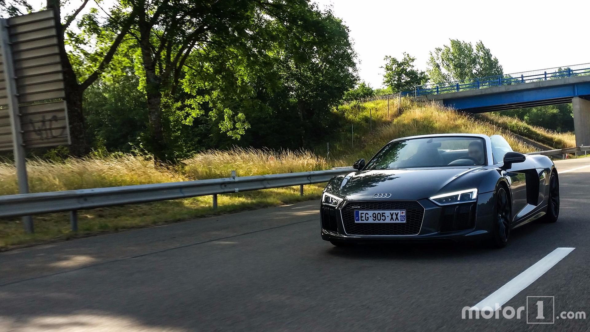 Plus de 1000 km à bord de l’Audi R8 Spyder et de la Nissan GT-R