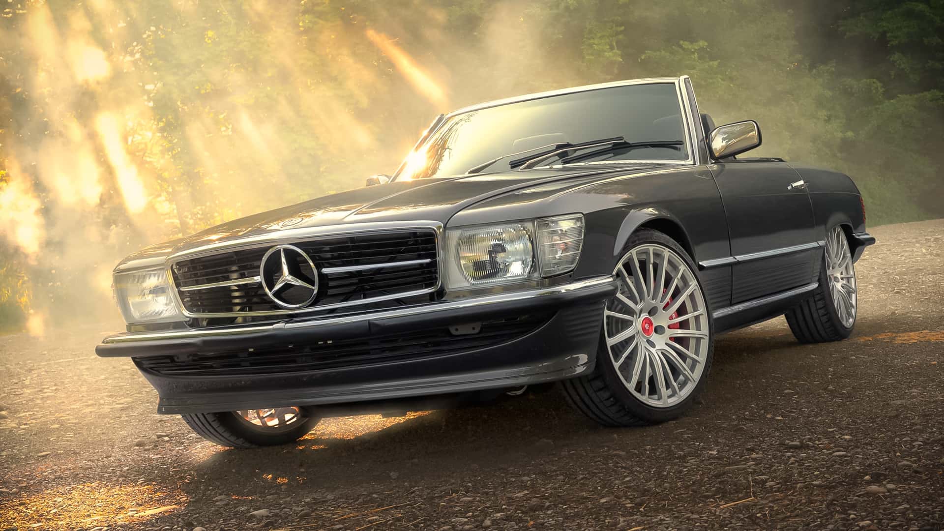 Dieser Mercedes 450 SL von 1979 hat einen C-55-Motor mit 400 PS