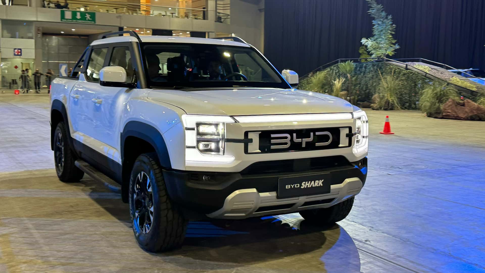 BYD já estuda produção da picape híbrida Shark no Brasil