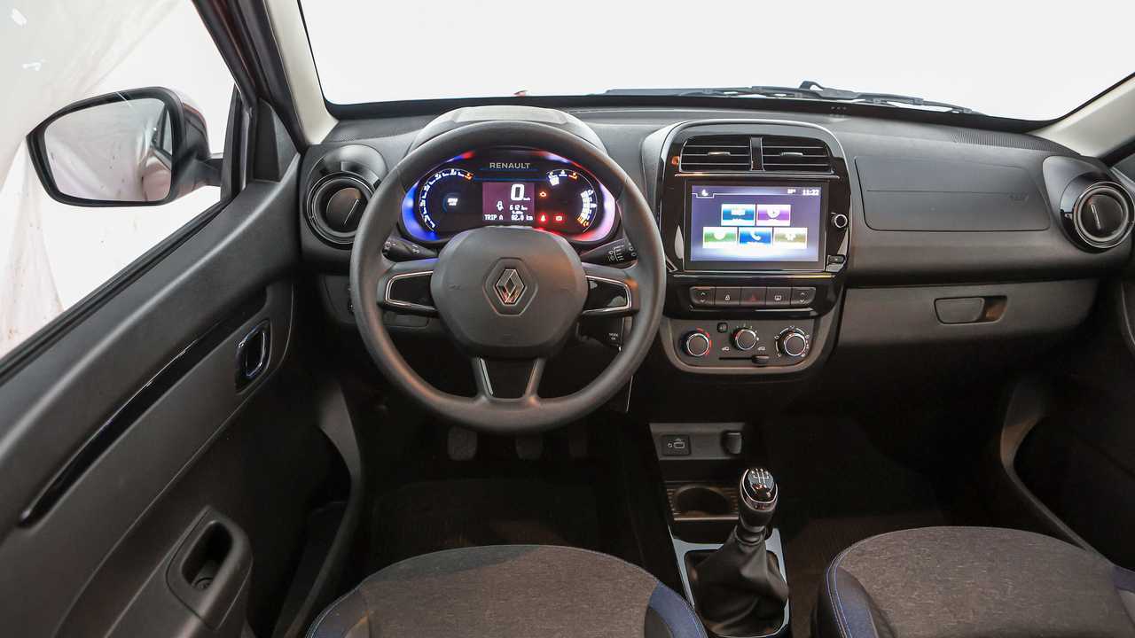 Renault Kwid Intense 2023: como anda e quanto consome com gasolina