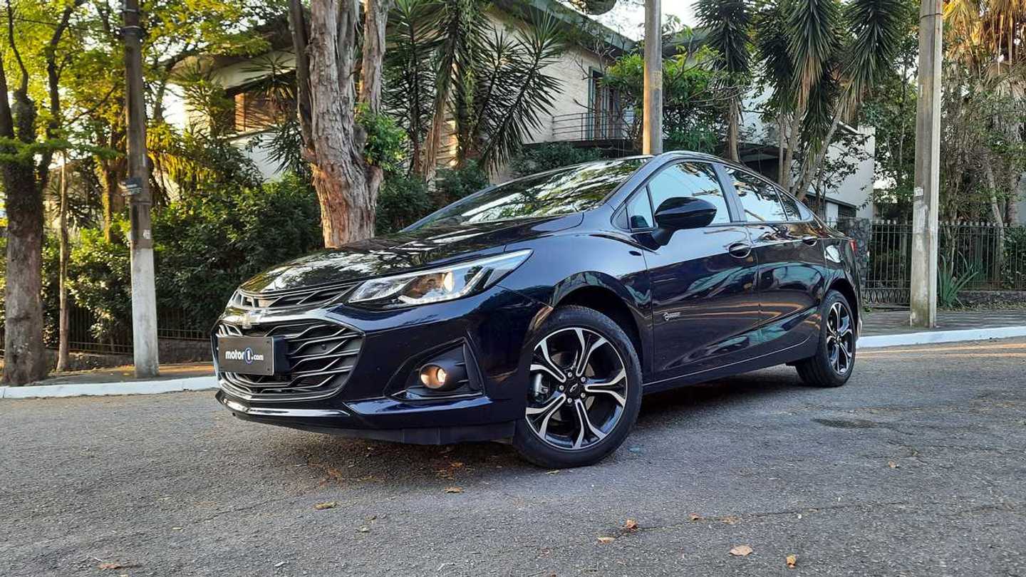 Teste rápido Chevrolet Cruze Midnight 2023: Opção que precisa ser lembrada