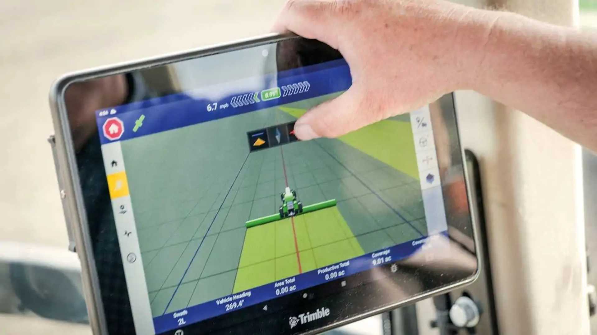 Trimble: I nuovi display GFX-1260 e GFX-1060 a EIMA 2022